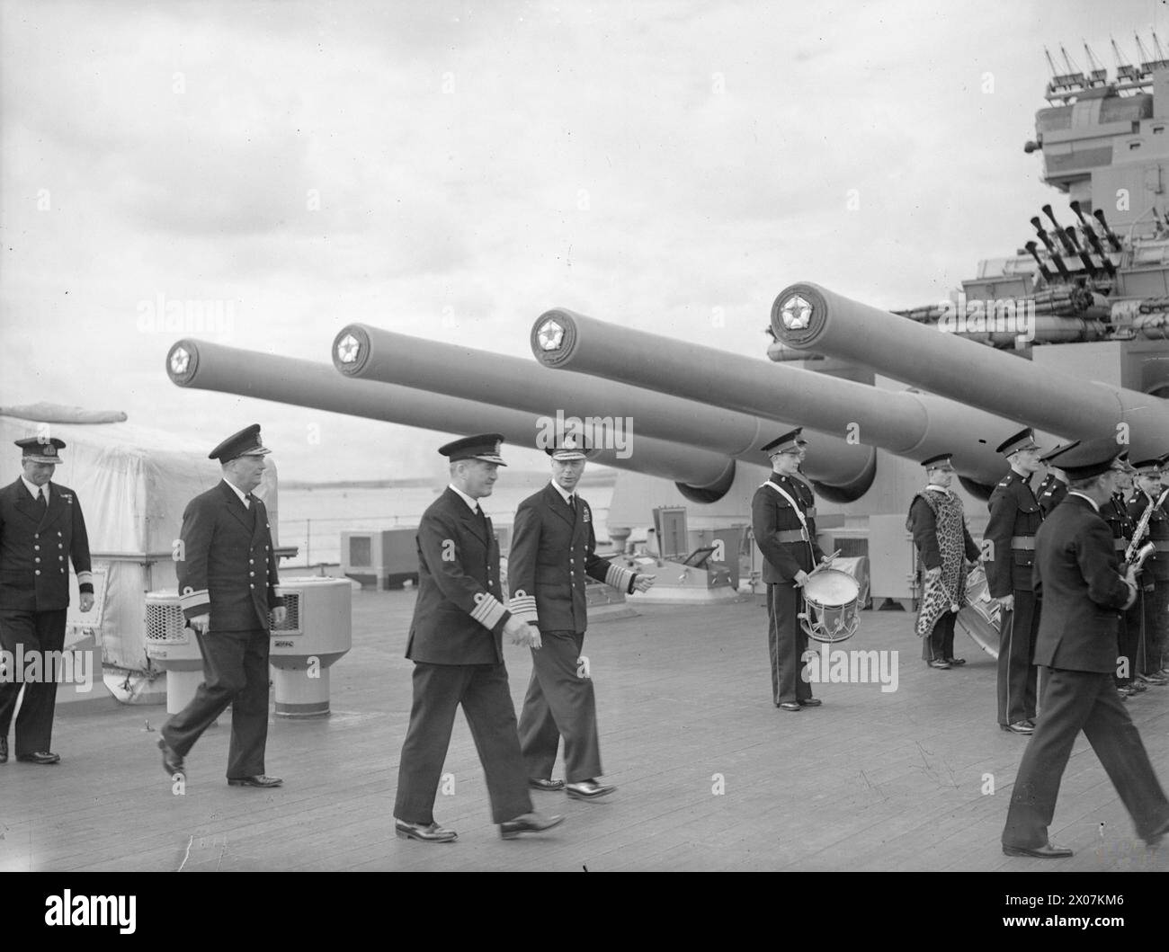 THE ROYAL NAVY DURING THE SECOND WORLD WAR - HM King George VI, with ...