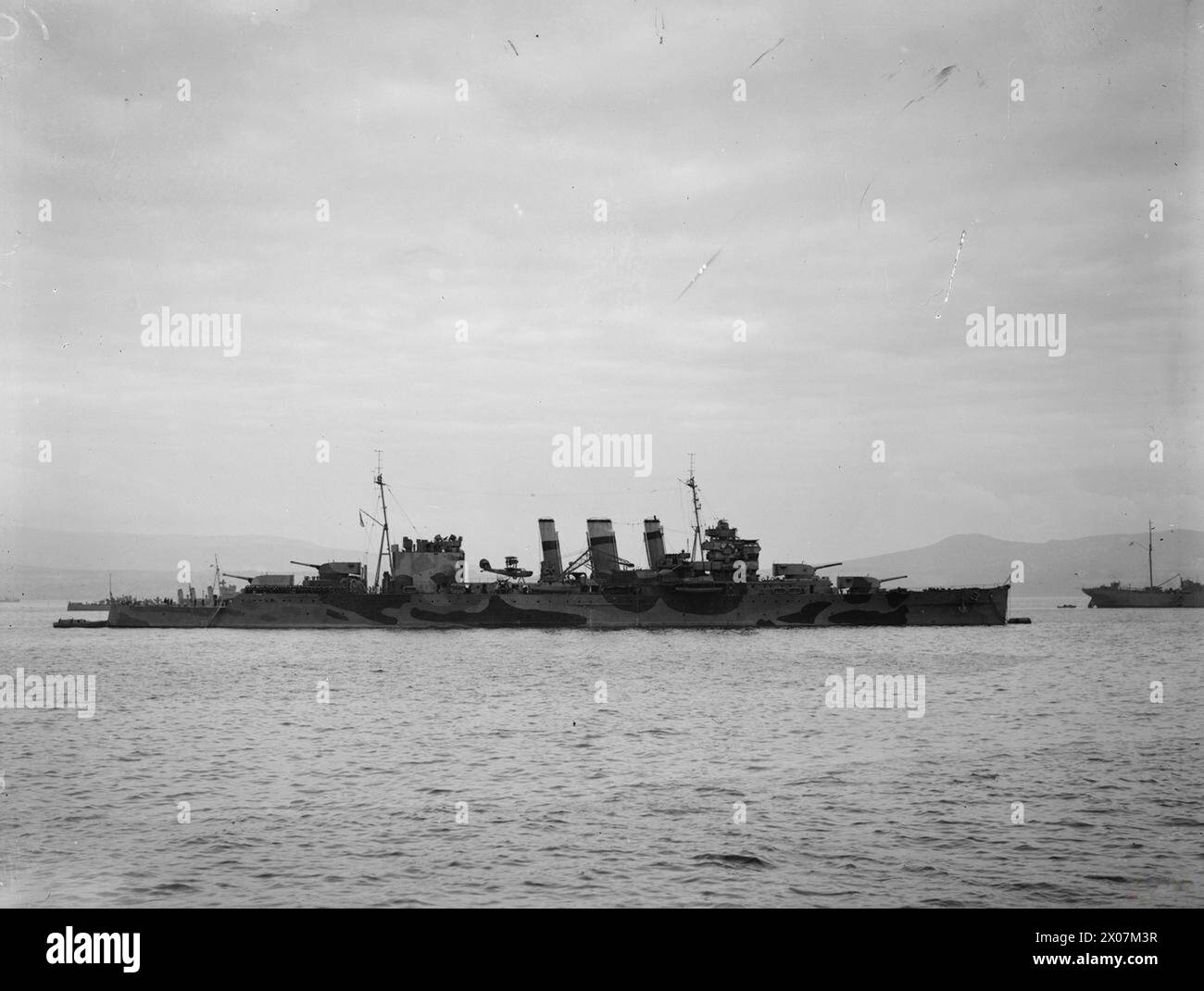 HMS SUFFOLK, BRITISH KENT CLASS CRUISER. OCTOBER 1941. - , Royal Navy ...