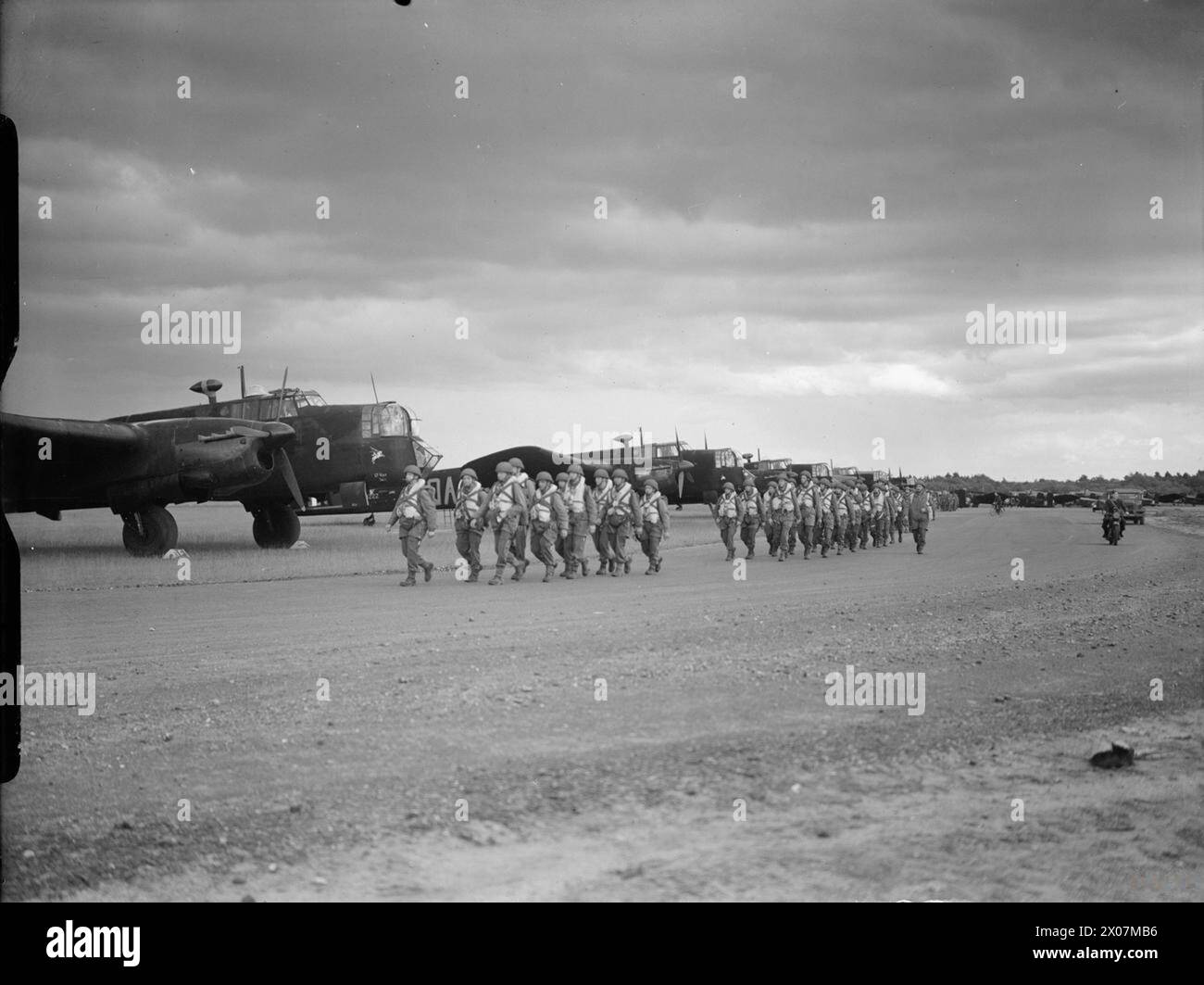 Ringway 1940 hi-res stock photography and images - Alamy