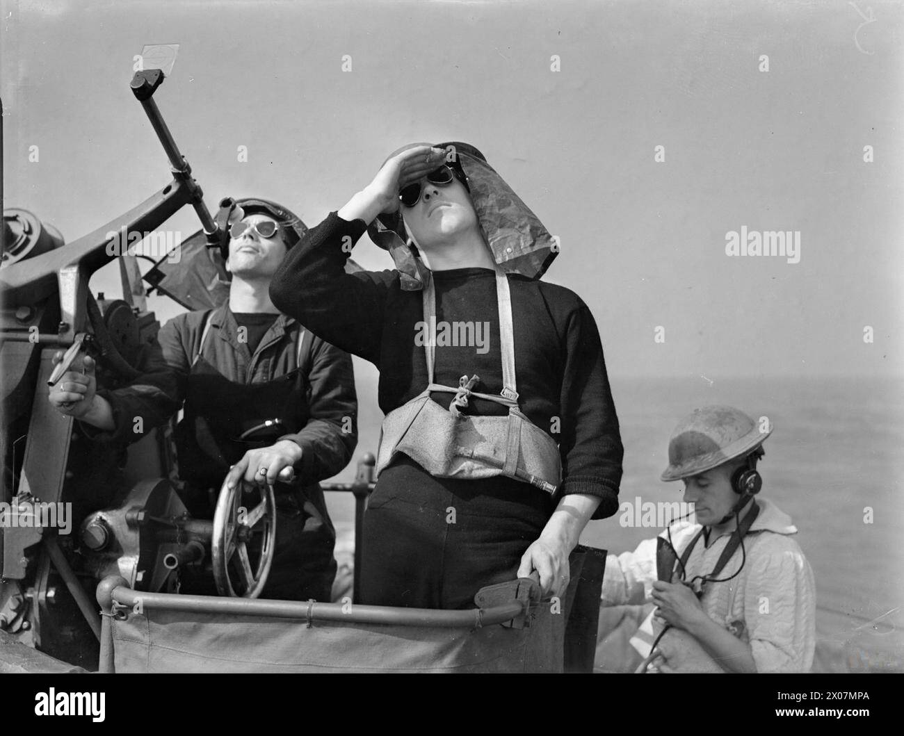 THE ROYAL NAVY DURING THE SECOND WORLD WAR - Aircraft sighted, action ...