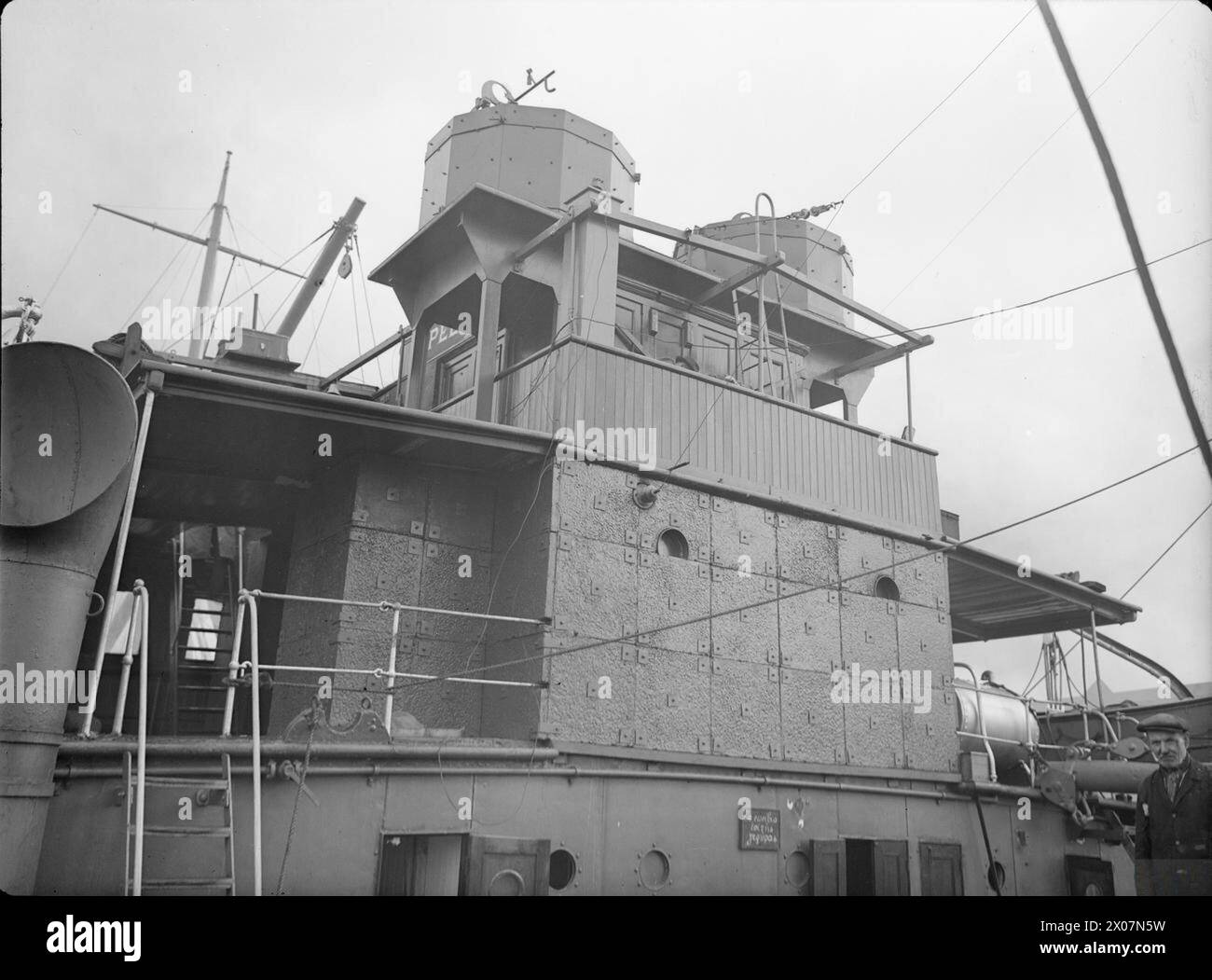 PLASTIC ARMOUR, WHICH WAS USED AGAINST AIR ATTACK. 21 SEPTEMBER 1942 ...