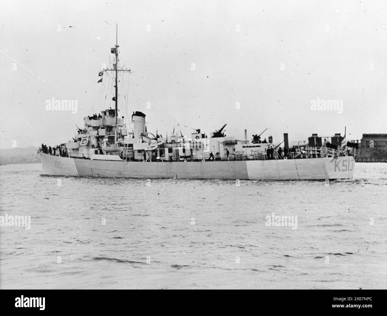 HMS CURZON, BRITISH CAPTAIN'S CLASS FRIGATE. NOVEMBER 1944 TO JUNE 1945 ...