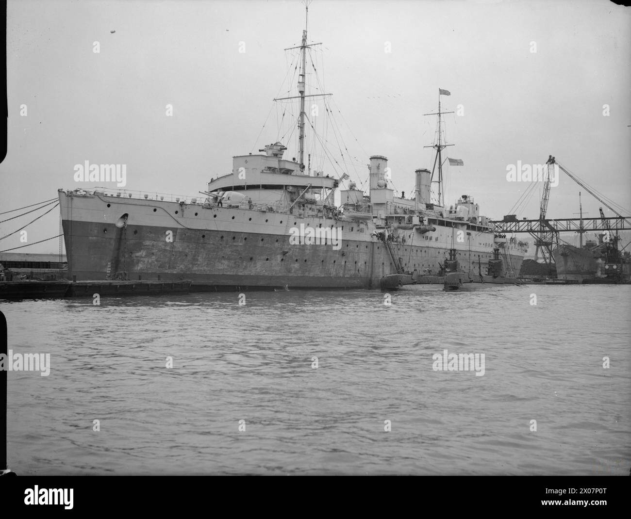 THE ROYAL NAVY DURING THE SECOND WORLD WAR - HMS MAIDSTONE, submarine ...