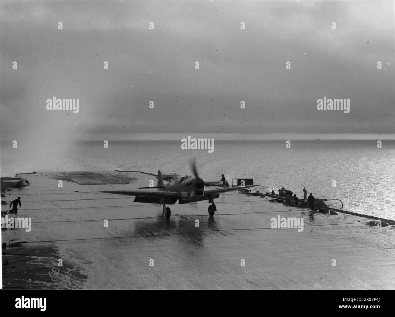 Hms firefly hi-res stock photography and images - Alamy