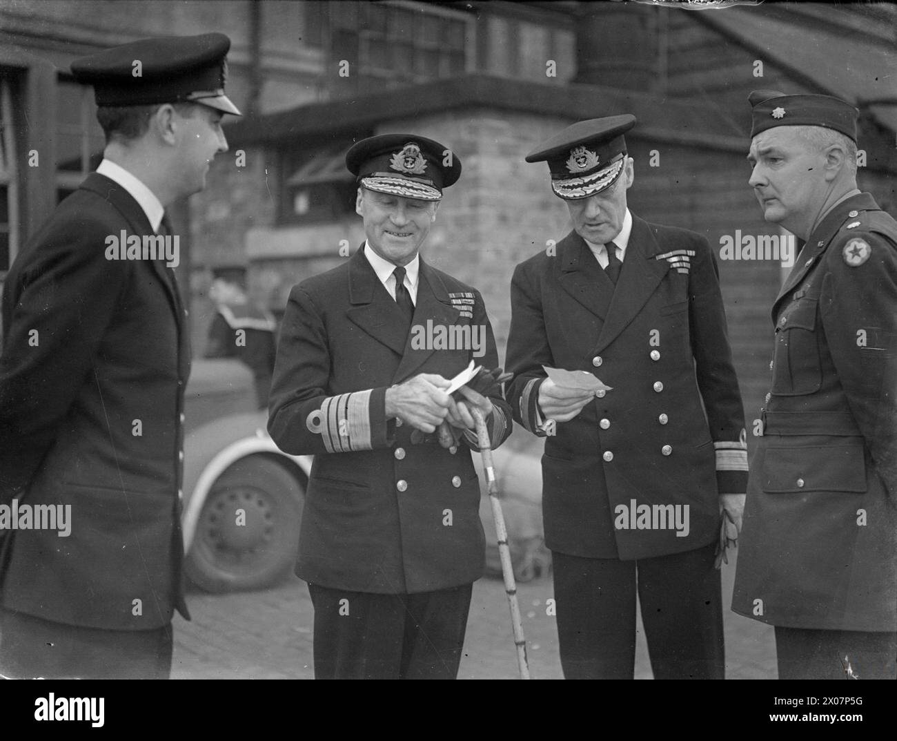ADMIRAL IN CHARGE OF LANDING OPERATIONS HOME FROM SICILY. 31 JULY 1943 ...