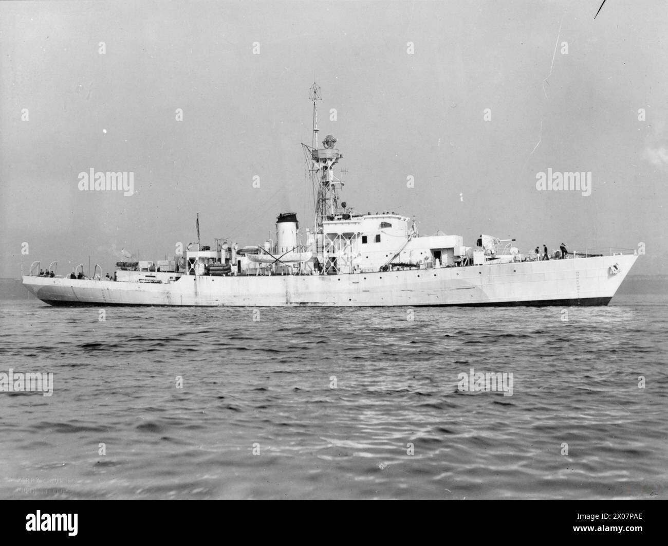 HMS BOWMANVILLE, CASTLE CLASS CORVETTE. 1944, AT SEA Stock Photo - Alamy