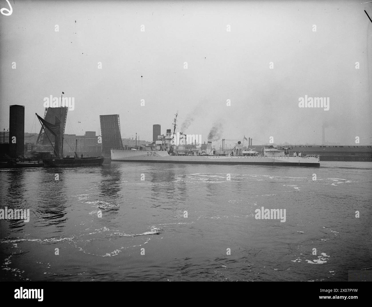 HMS VETERAN, BRITISH MODIFIED W CLASS DESTROYER. 23 FEBRUARY 1942, KING ...