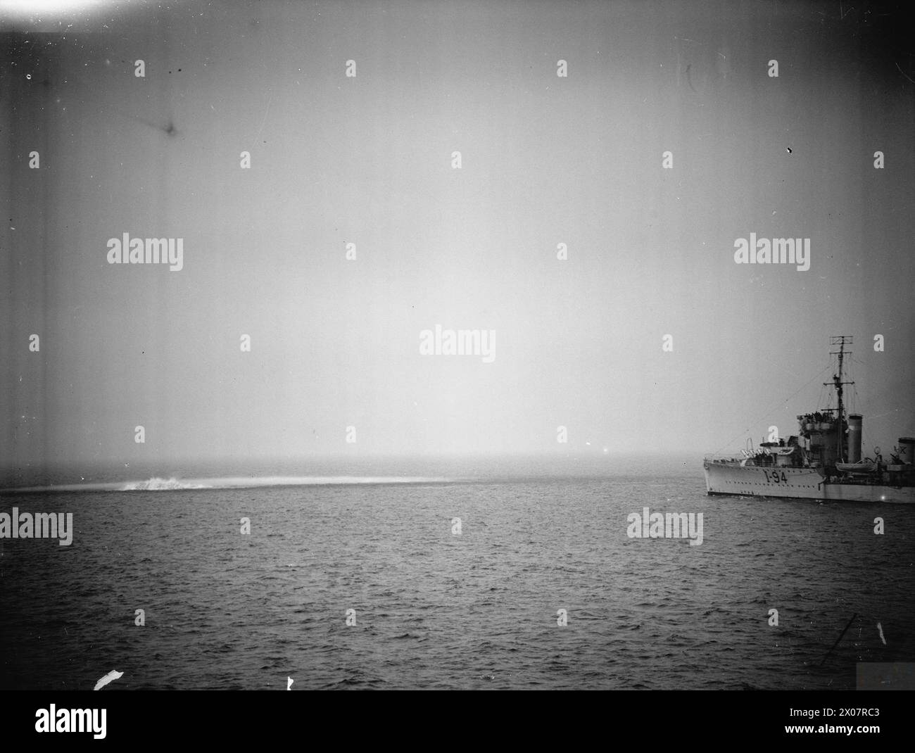 EXPERIMENTAL TESTS OF NEW DEPTH CHARGE THROWERS. 27 JULY 1941, ON BOARD ...