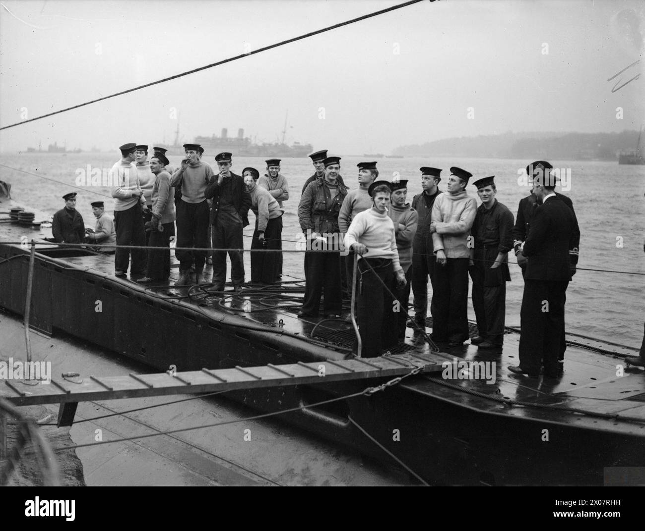 ARRIVAL OF HM SUBMARINE TRIDENT WHICH TORPEDOED THE GERMAN CRUISER ...