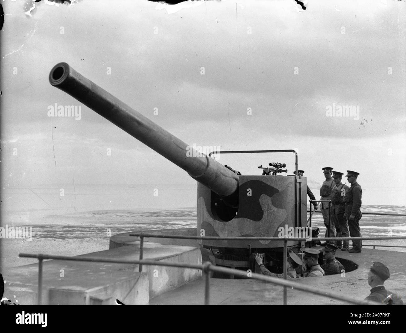 THE BRITISH ARMY IN THE UNITED KINGDOM 1939-45 - 6-inch coastal defence ...