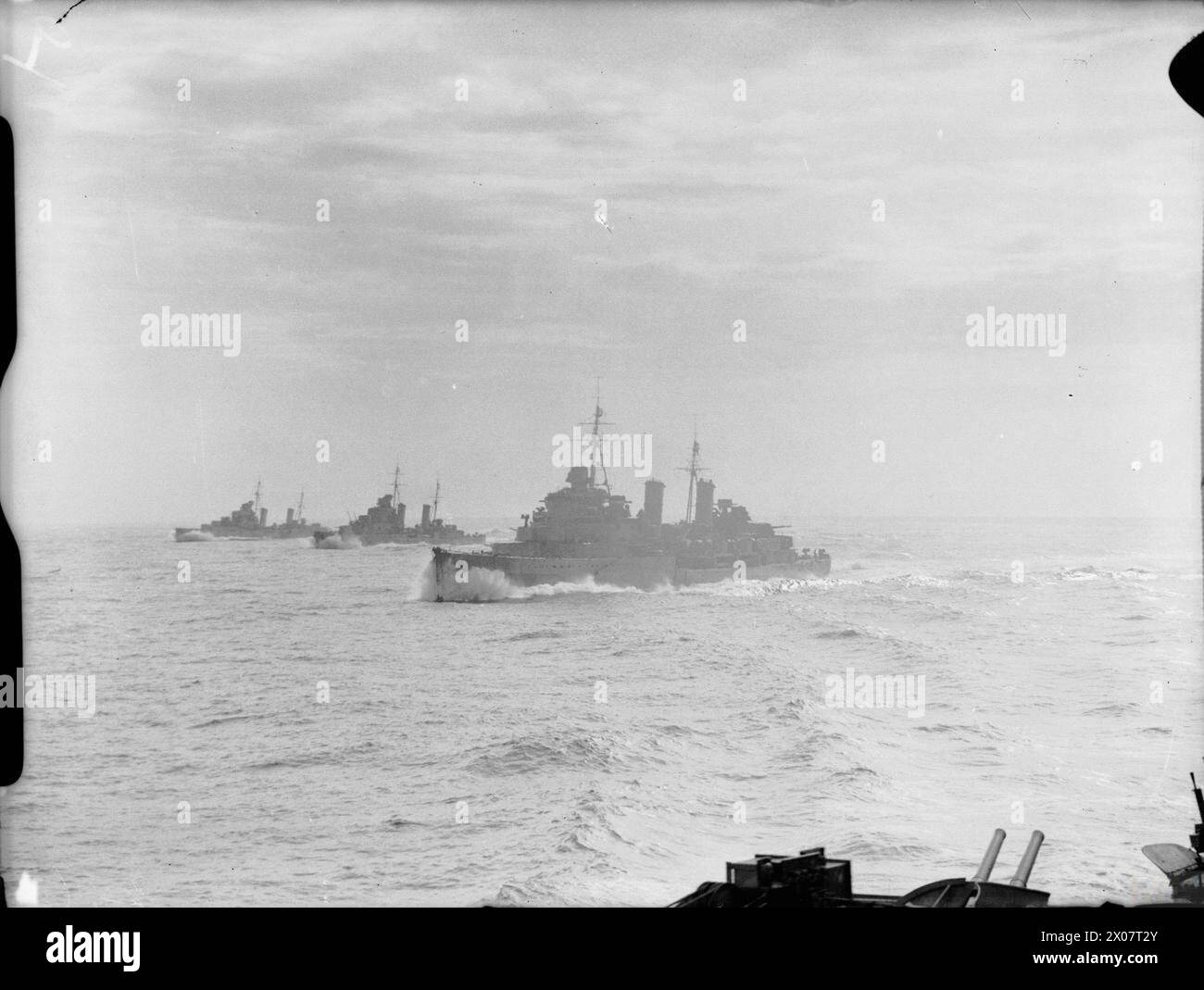 THE ROYAL NAVY DURING THE SECOND WORLD WAR - The cruisers HMS EDINBURGH ...