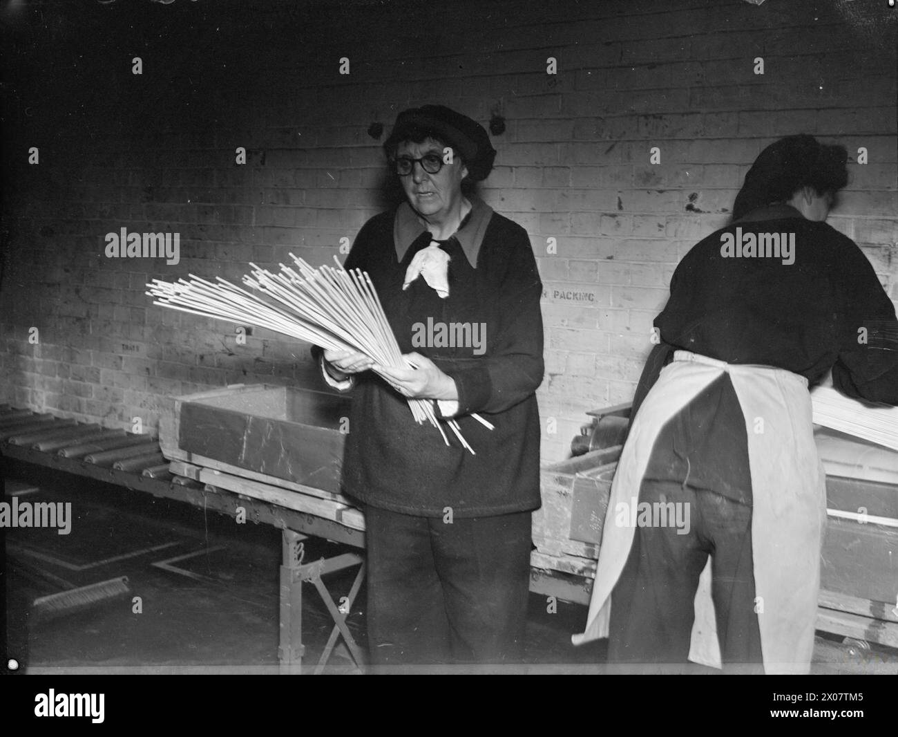 Cordite packed hi-res stock photography and images - Alamy