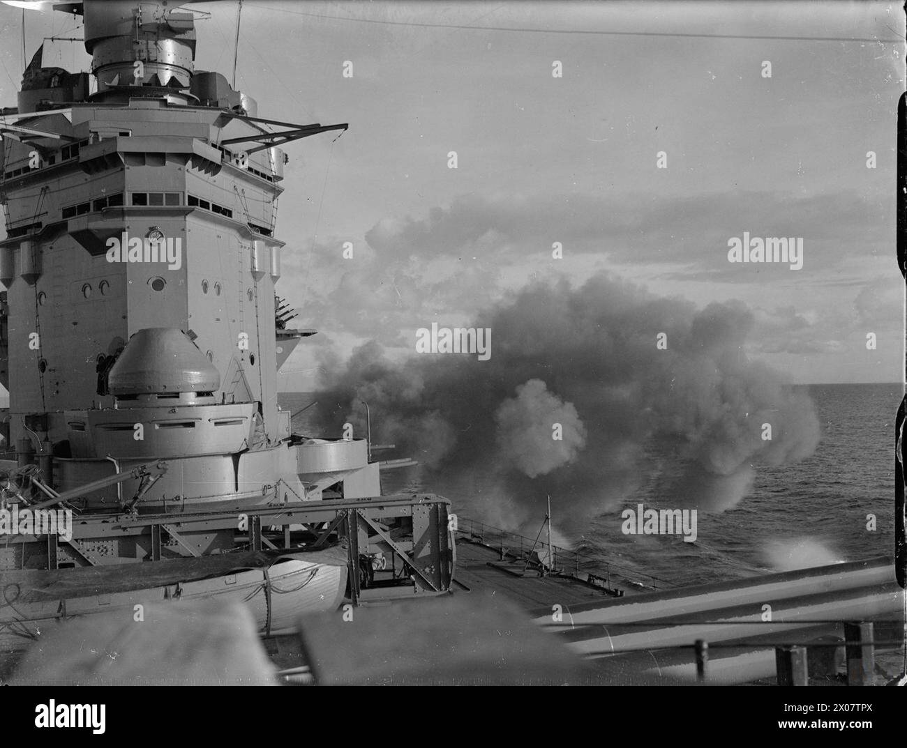 Hms rodney hi-res stock photography and images - Alamy