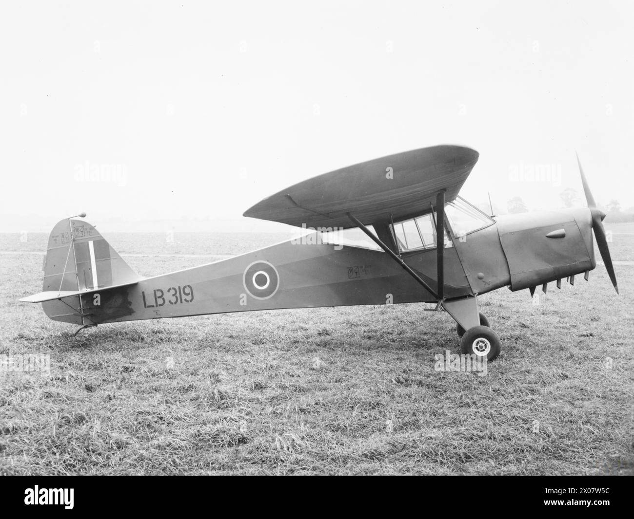 AIRCRAFT OF THE ROYAL AIR FORCE 1939-1945: TAYLORCRAFT AUSTER. - The ...