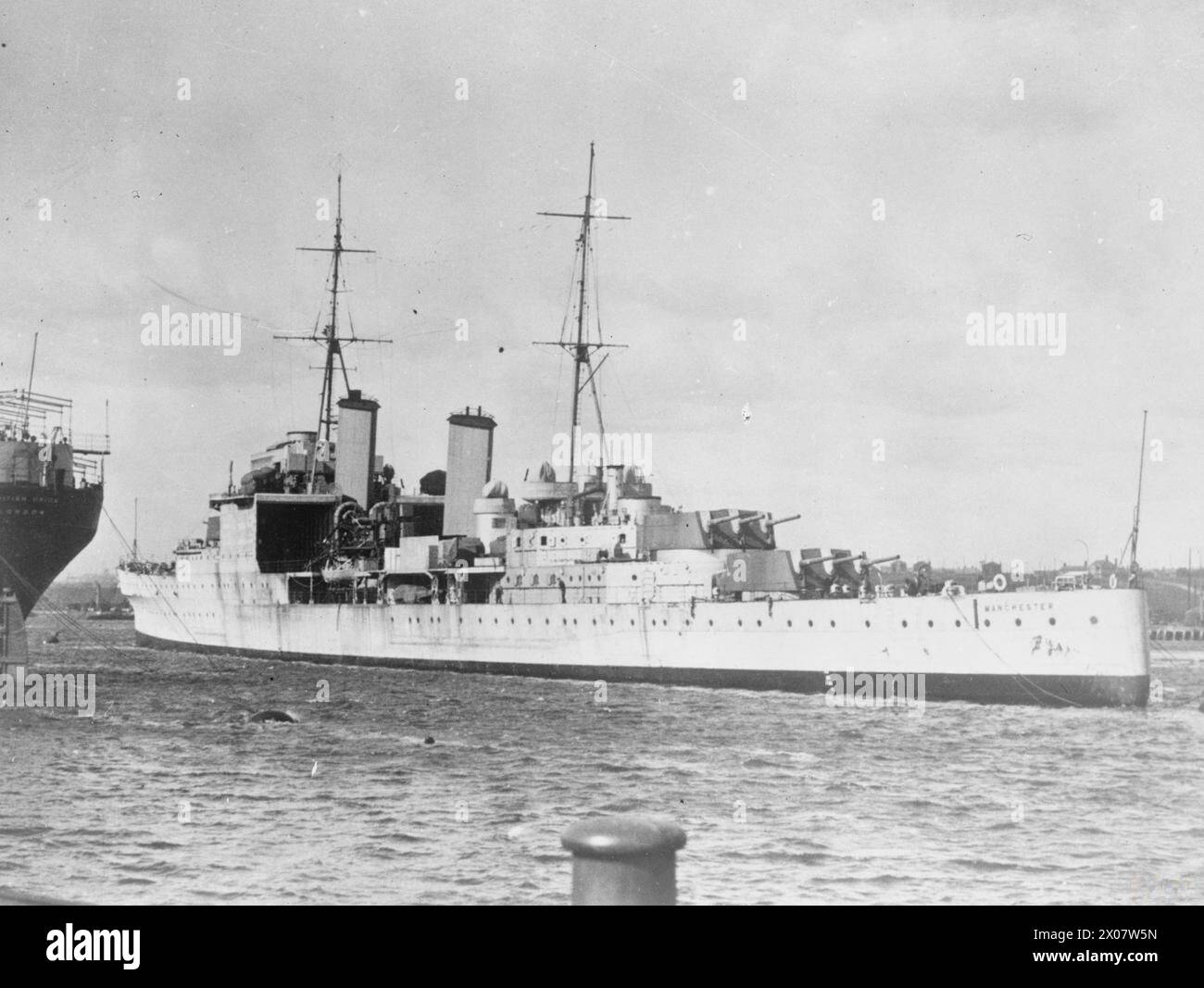 Commercial photograph - The cruiser HMS MANCHESTER fitting out on the ...