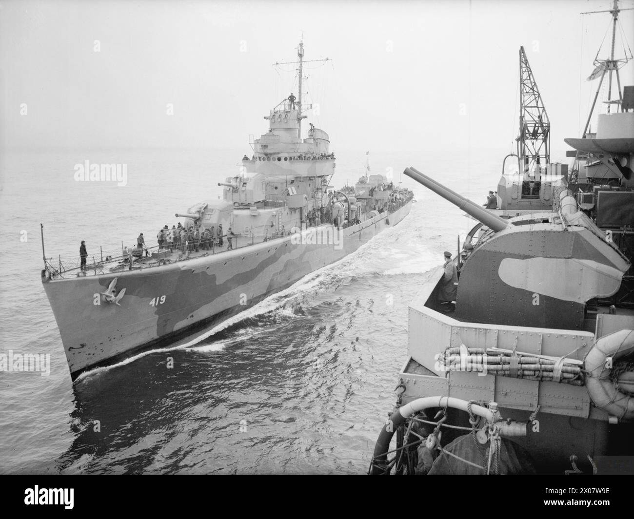 Convoy coming hi-res stock photography and images - Alamy