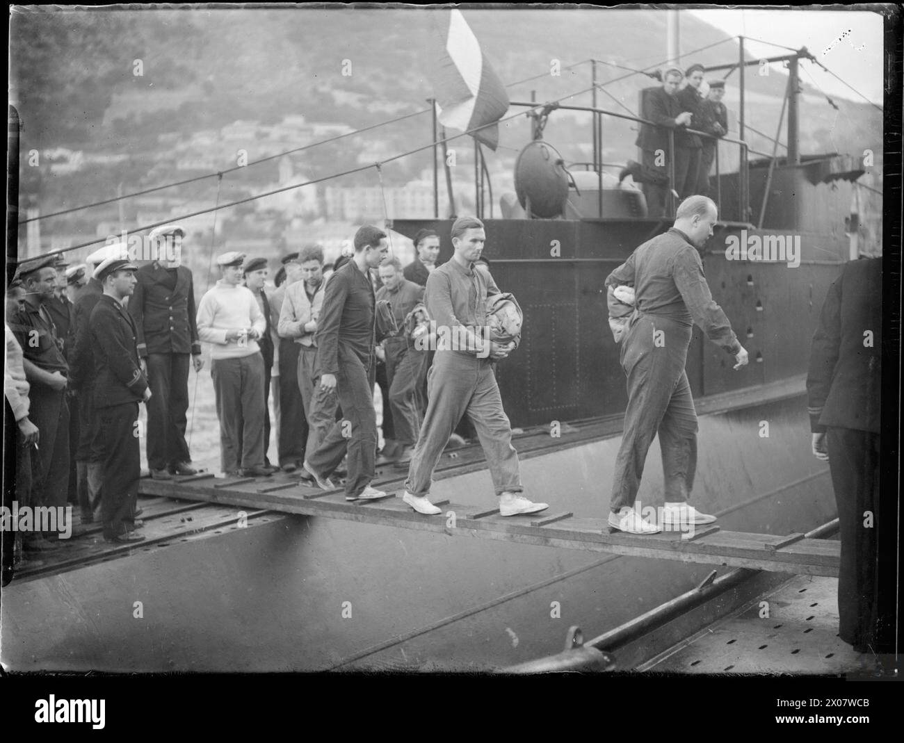Survivors of U-95 board a Dutch submarine O 21 at Gibraltar for ...