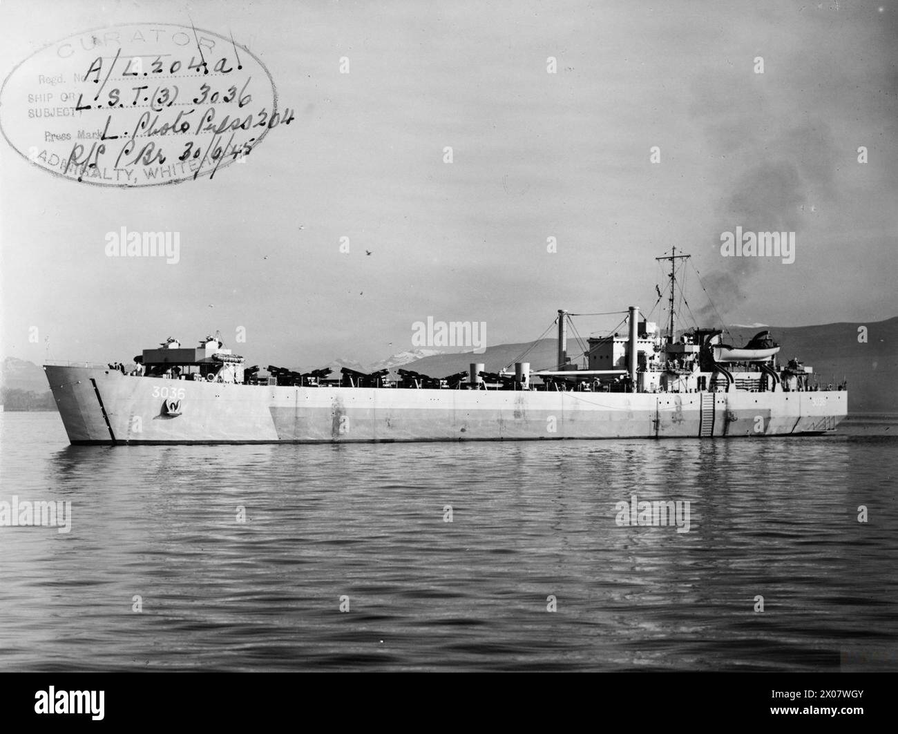 Hms puncher hi-res stock photography and images - Alamy