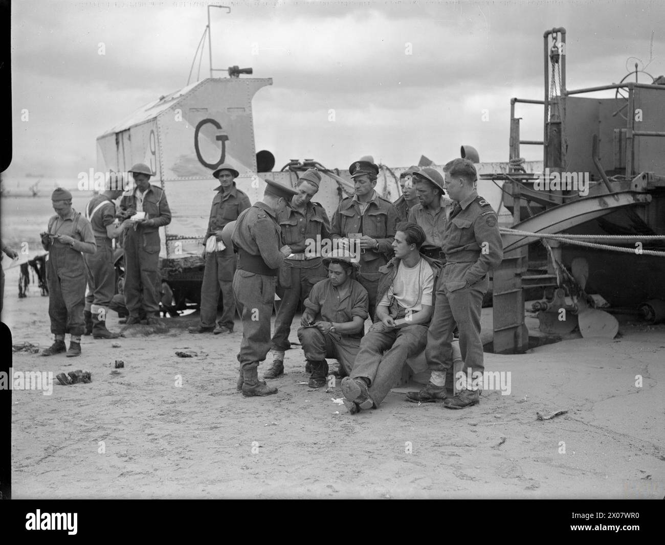 THE ROYAL NAVY DURING THE SECOND WORLD WAR: OPERATION OVERLORD (THE ...