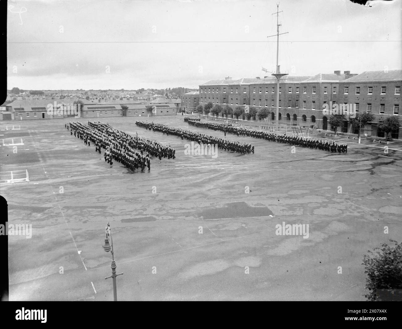 THE ROYAL NAVY DURING THE SECOND WORLD WAR - Divisions in progress at ...