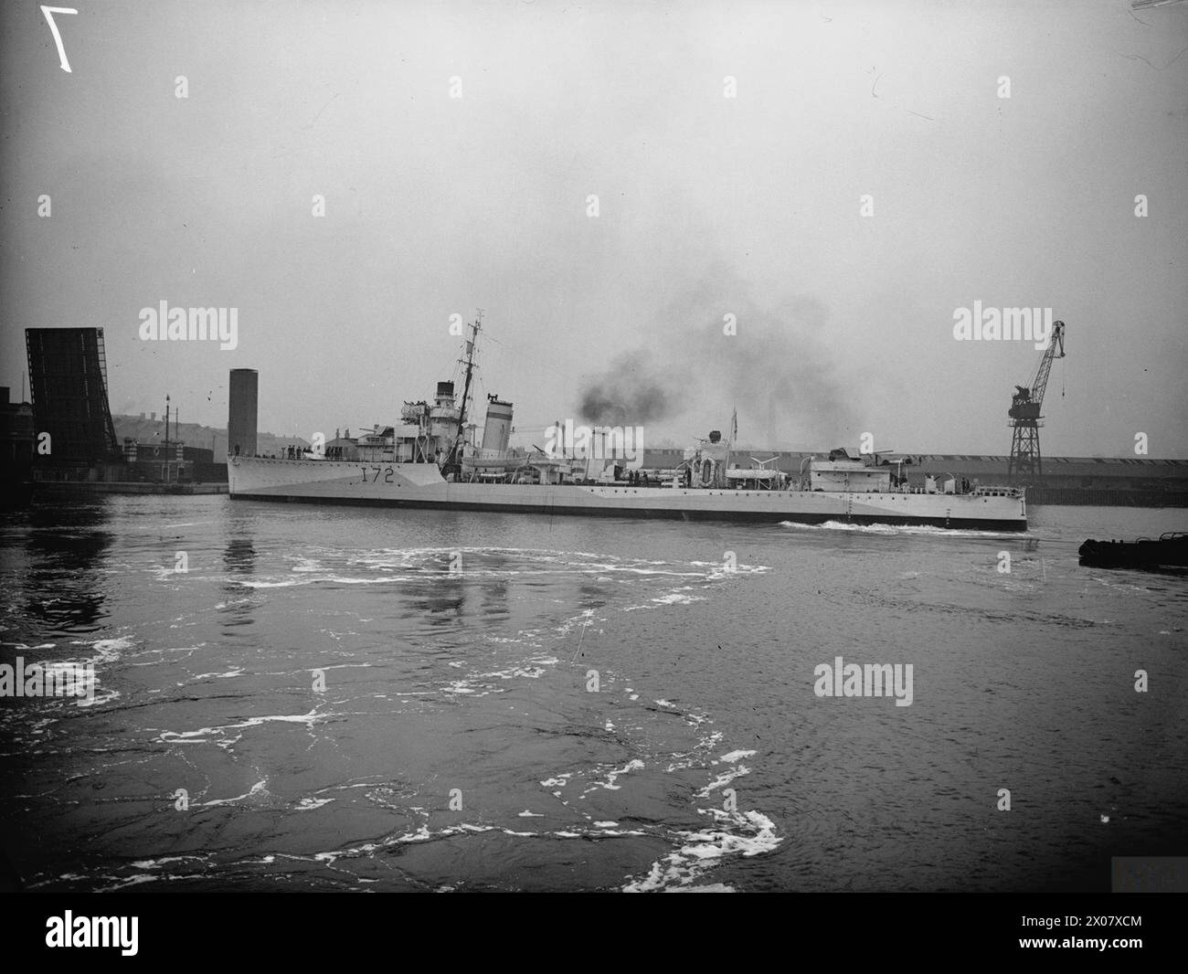 HMS VETERAN, BRITISH MODIFIED W CLASS DESTROYER. 23 FEBRUARY 1942, KING ...