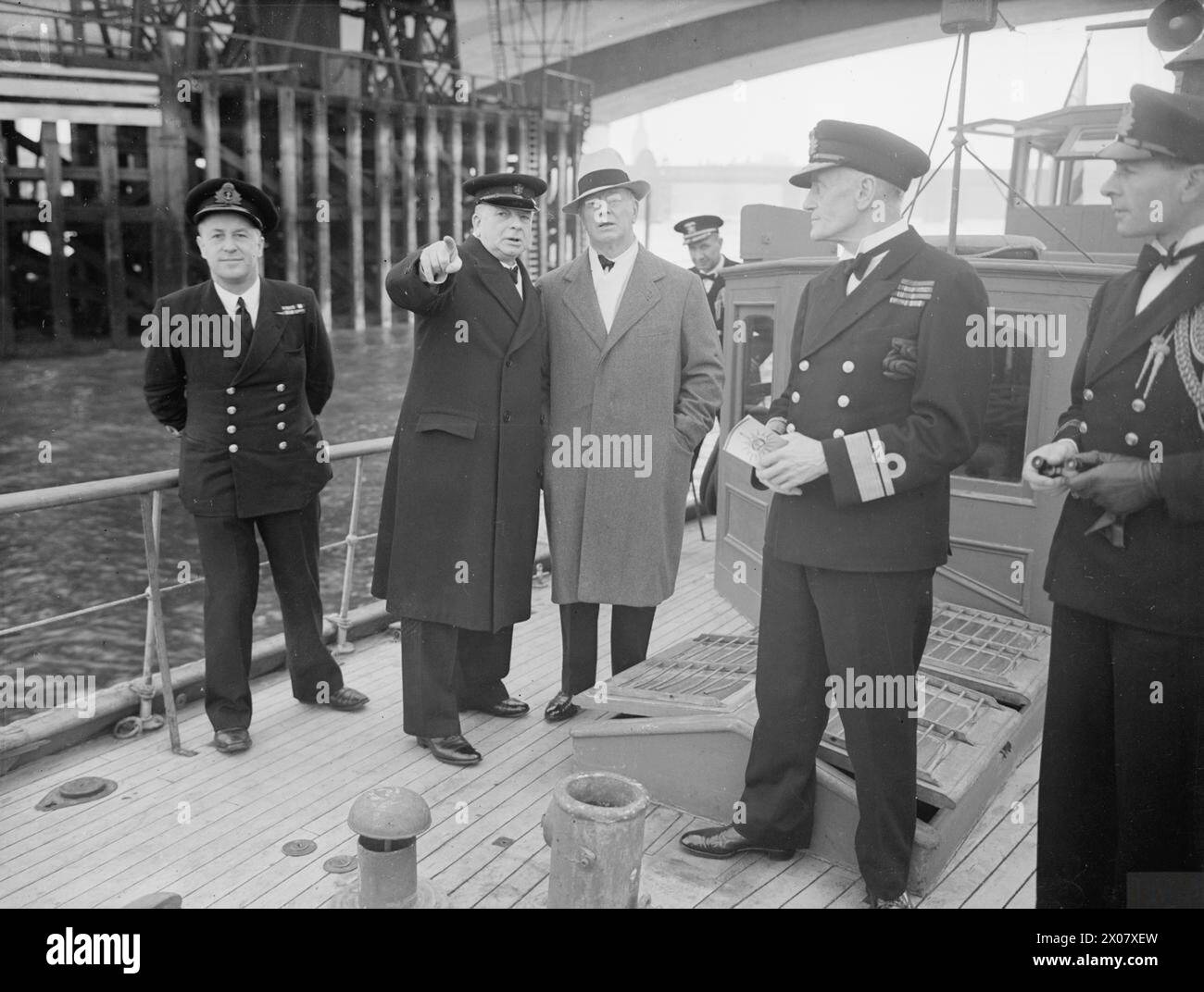 DINNER TO COLONEL KNOX AT GREENWICH COLLEGE. 23 SEPTEMBER 1943. A ...