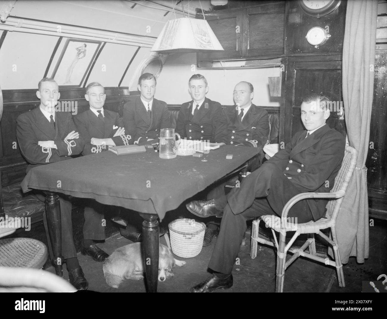 Hm submarine osiris hi-res stock photography and images - Alamy