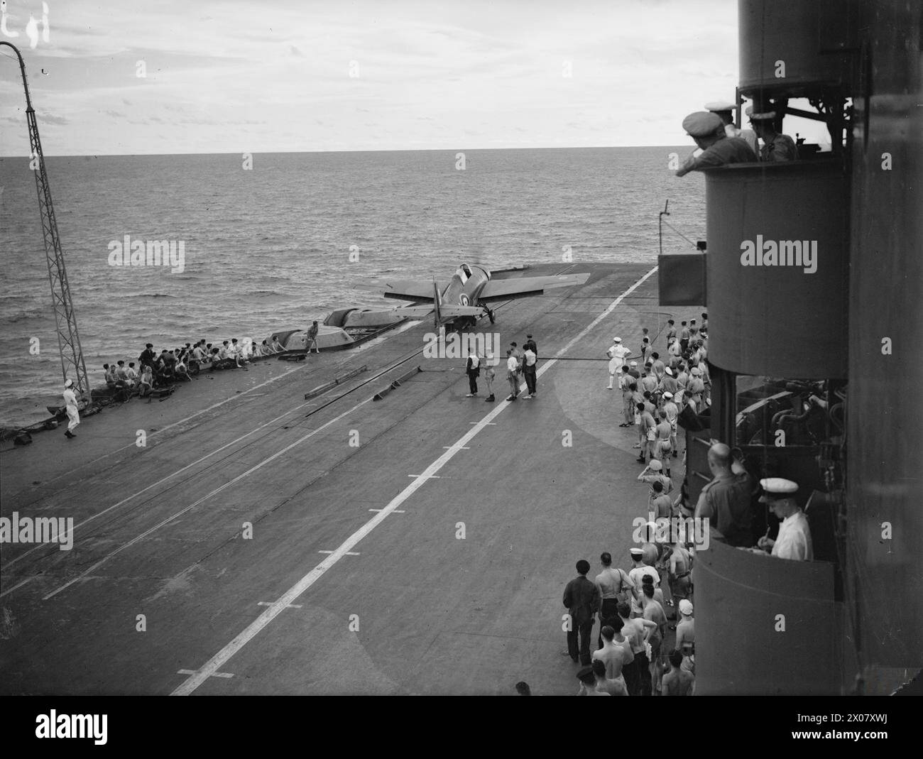 Aerial resupply operations hi-res stock photography and images - Alamy