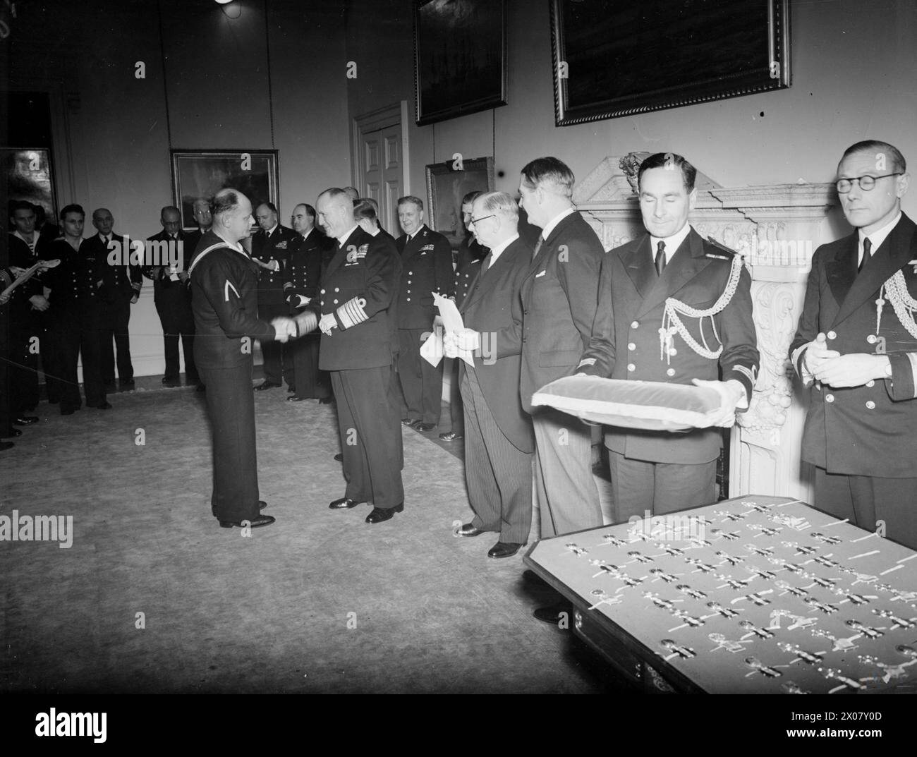 ALLIED OFFICERS AND MEN HONOURED. 28 NOVEMBER 1944, ADMIRALTY HOUSE ...