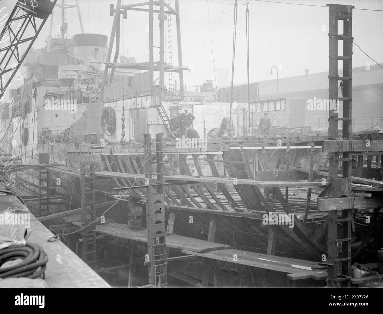 Liverpool docks 1940s hi-res stock photography and images - Alamy