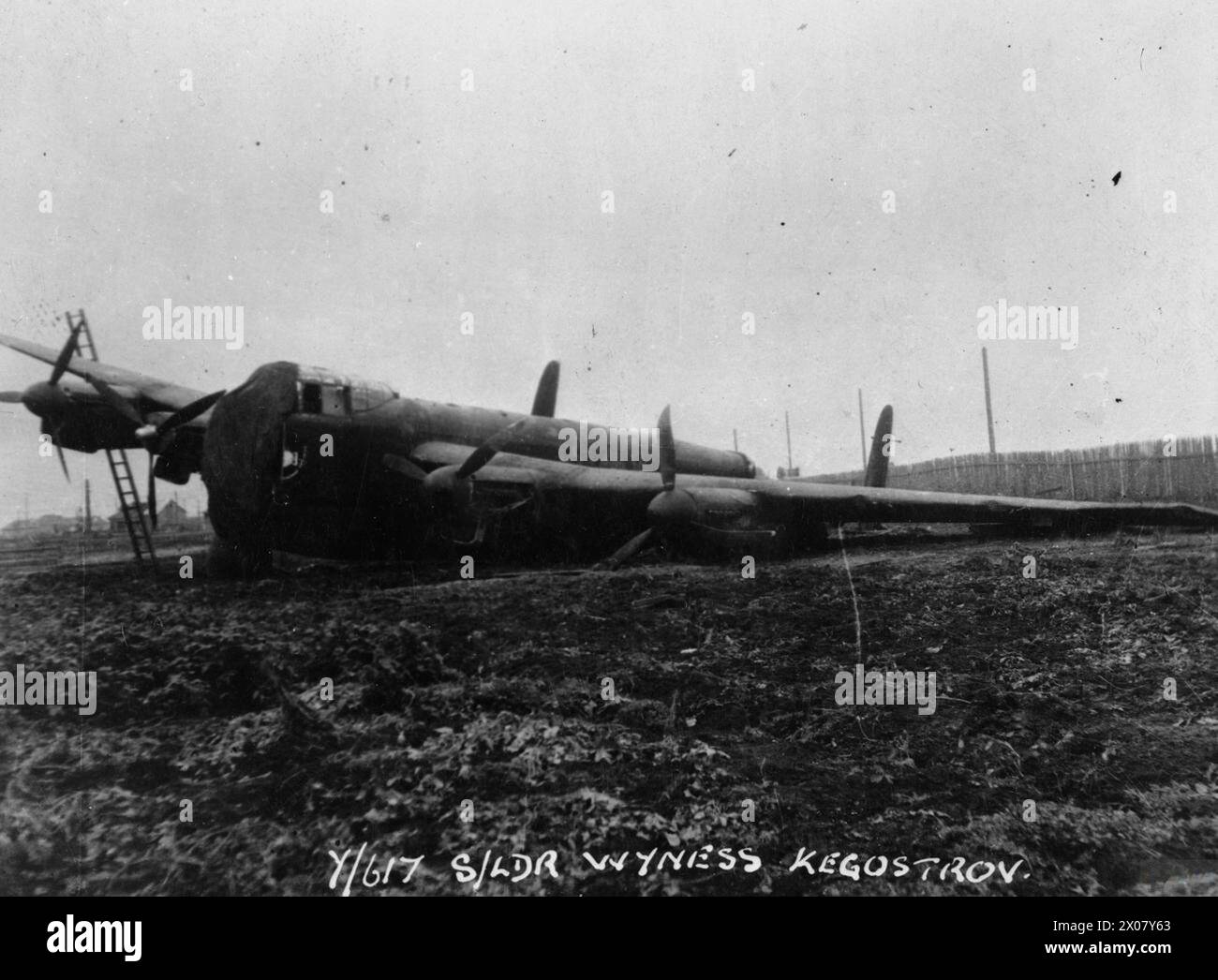 Avro lancaster 1944 hi-res stock photography and images - Alamy