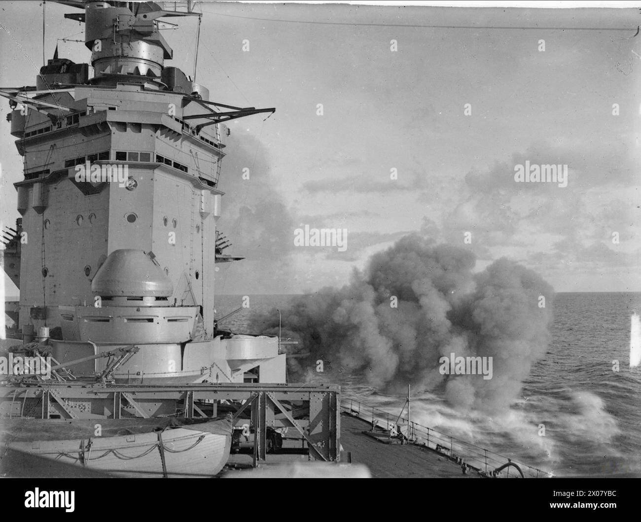 Hms rodney hi-res stock photography and images - Alamy