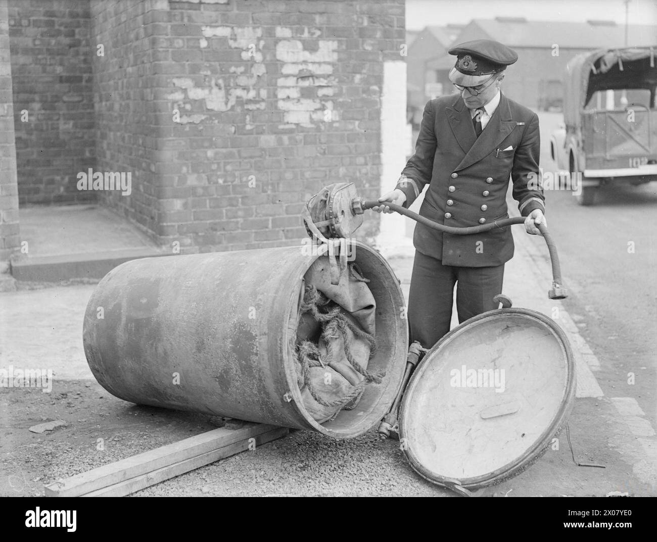 GERMAN INFLATABLE DINGHY PICKED UP FROM U-BOAT. 20 MARCH 1945, ROSYTH ...