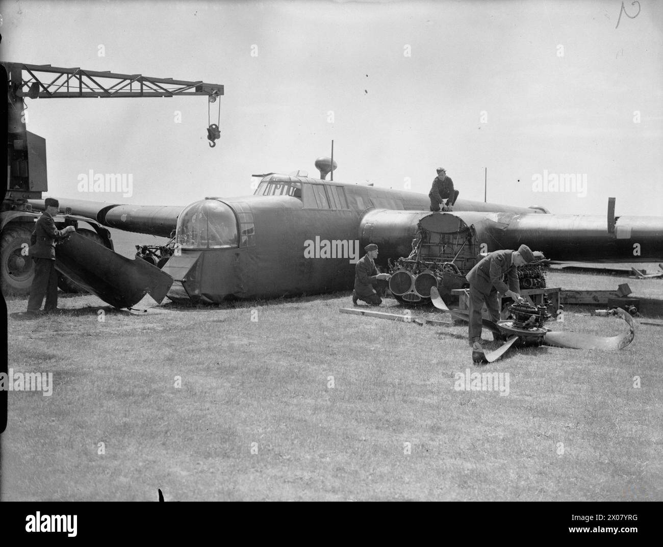 RAF BOMBER COMMAND 1940 - Whitley N1375/DY-N of No 102 Squadron being ...