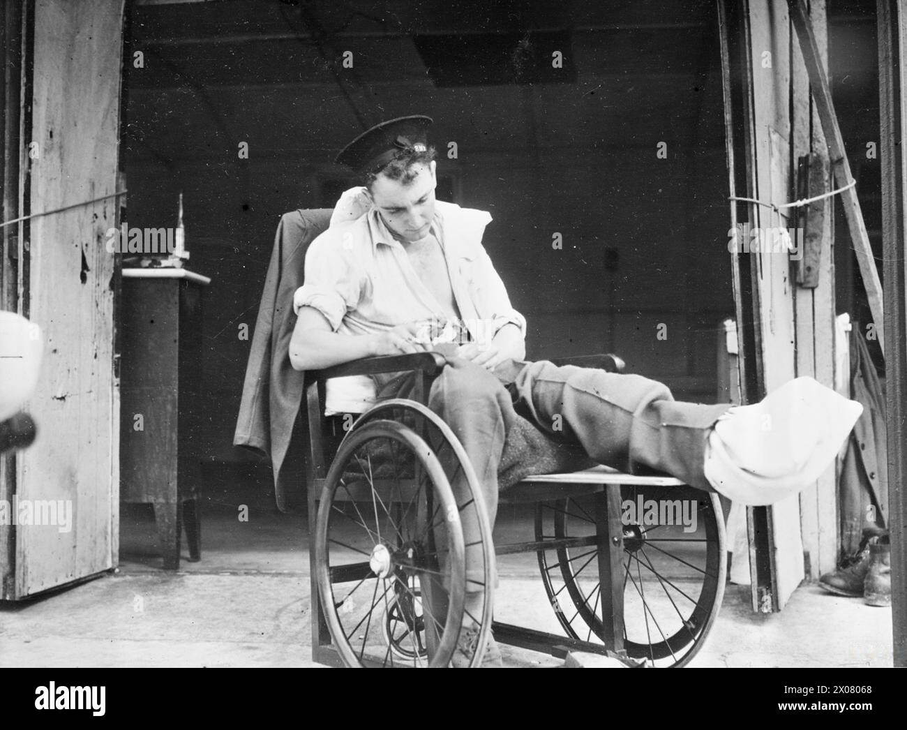 Robert gunner hi-res stock photography and images - Alamy