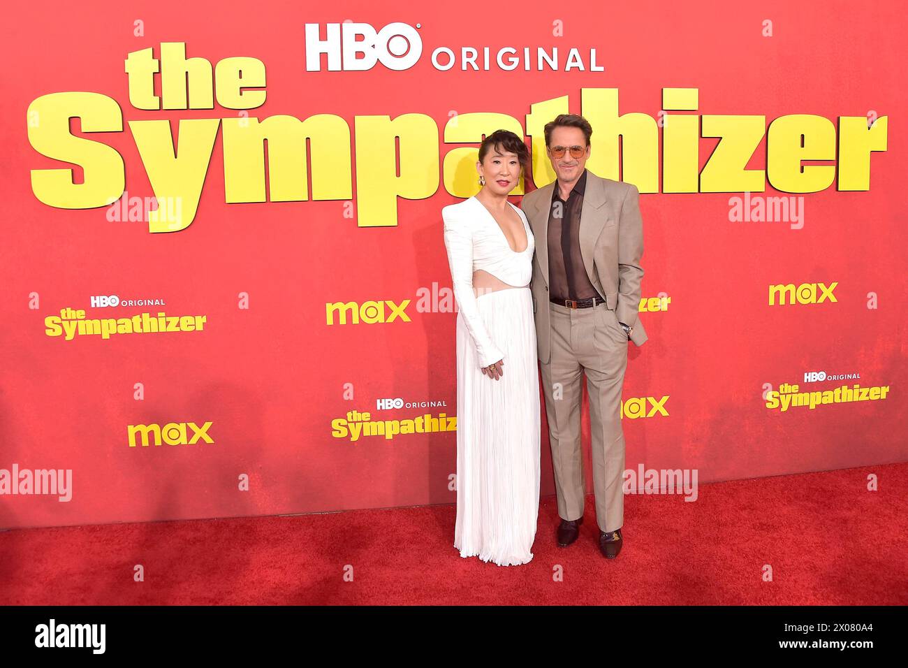 Sandra Oh und Robert Downey Jr. bei der Premiere der HBO-Miniserie The Sympathizer im Paramount ...
