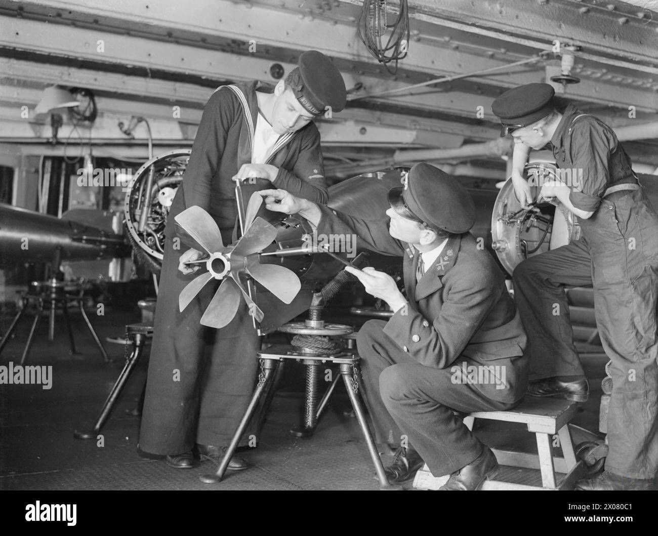 Hms andromeda hi-res stock photography and images - Alamy