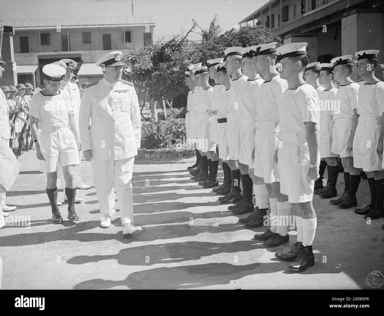 MEDITERRANEAN COMMANDER-IN-CHIEF MEETS HMS ZULU SURVIVORS. RAS-EL-TIN ...