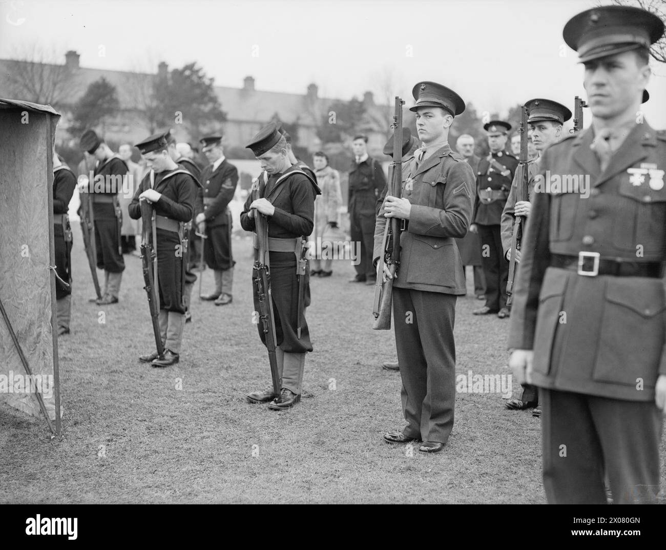 THE FUNERAL OF A UNITED STATES SEAMAN. 17 MARCH 1942, GILLINGHAM ...