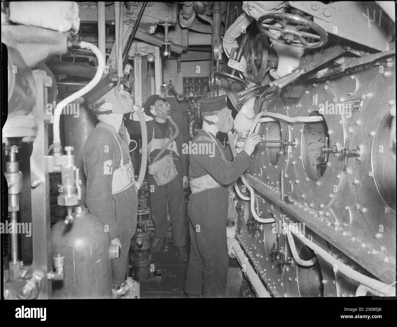 THE ROYAL NAVY DURING THE SECOND WORLD WAR - The Navy sets an example ...