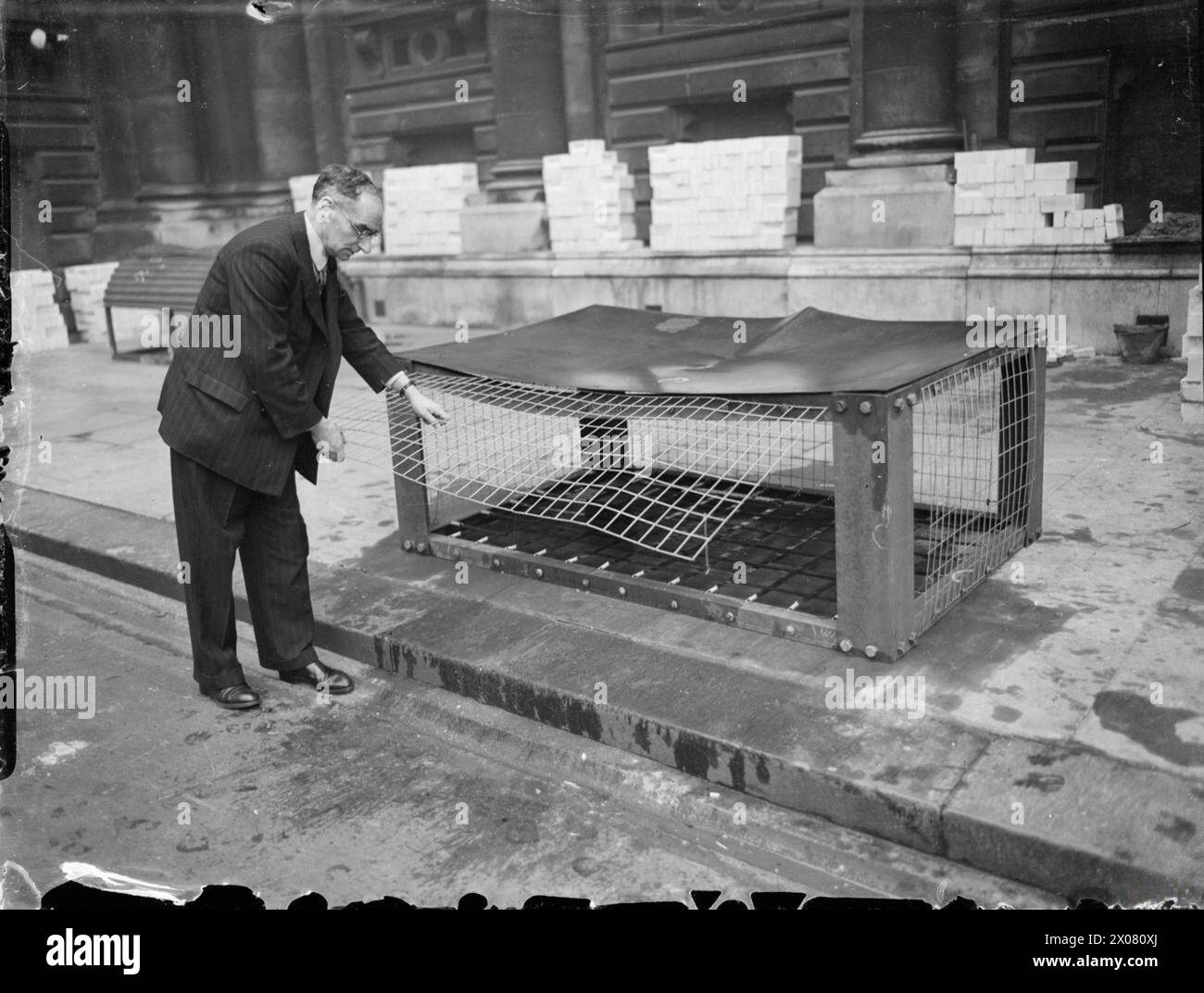 CIVIL DEFENCE IN BRITAIN: MORRISON SHELTER TEST, 1941 - A ...