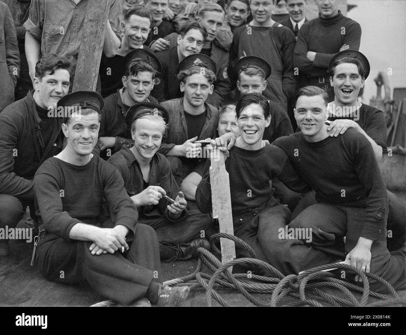 U-BOAT KILLERS HOMECOMING. 7 NOVEMBER 1943, LONDONDERRY. HOMECOMING OF ...