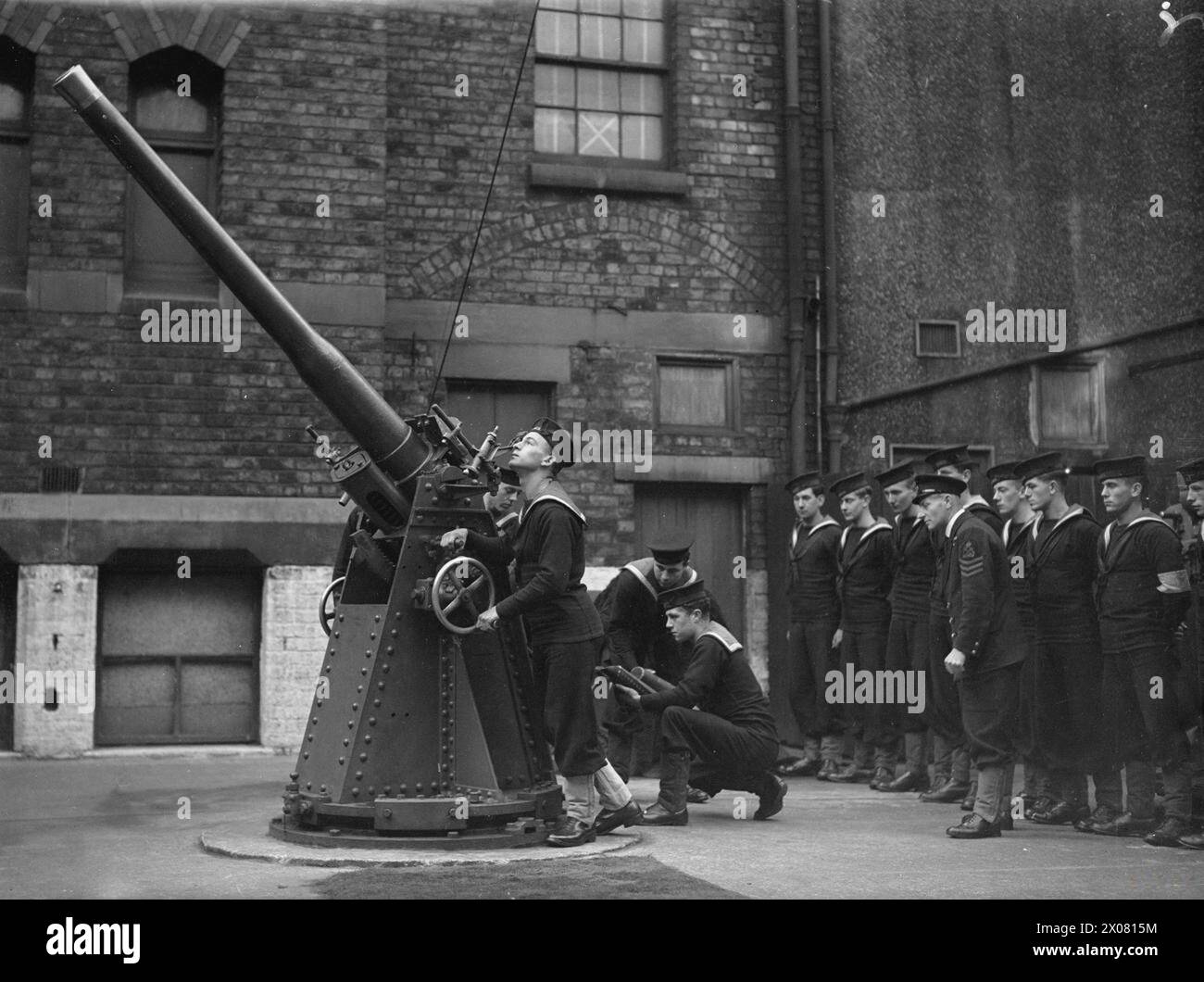 Defensively equipped merchant ships hi-res stock photography and images ...
