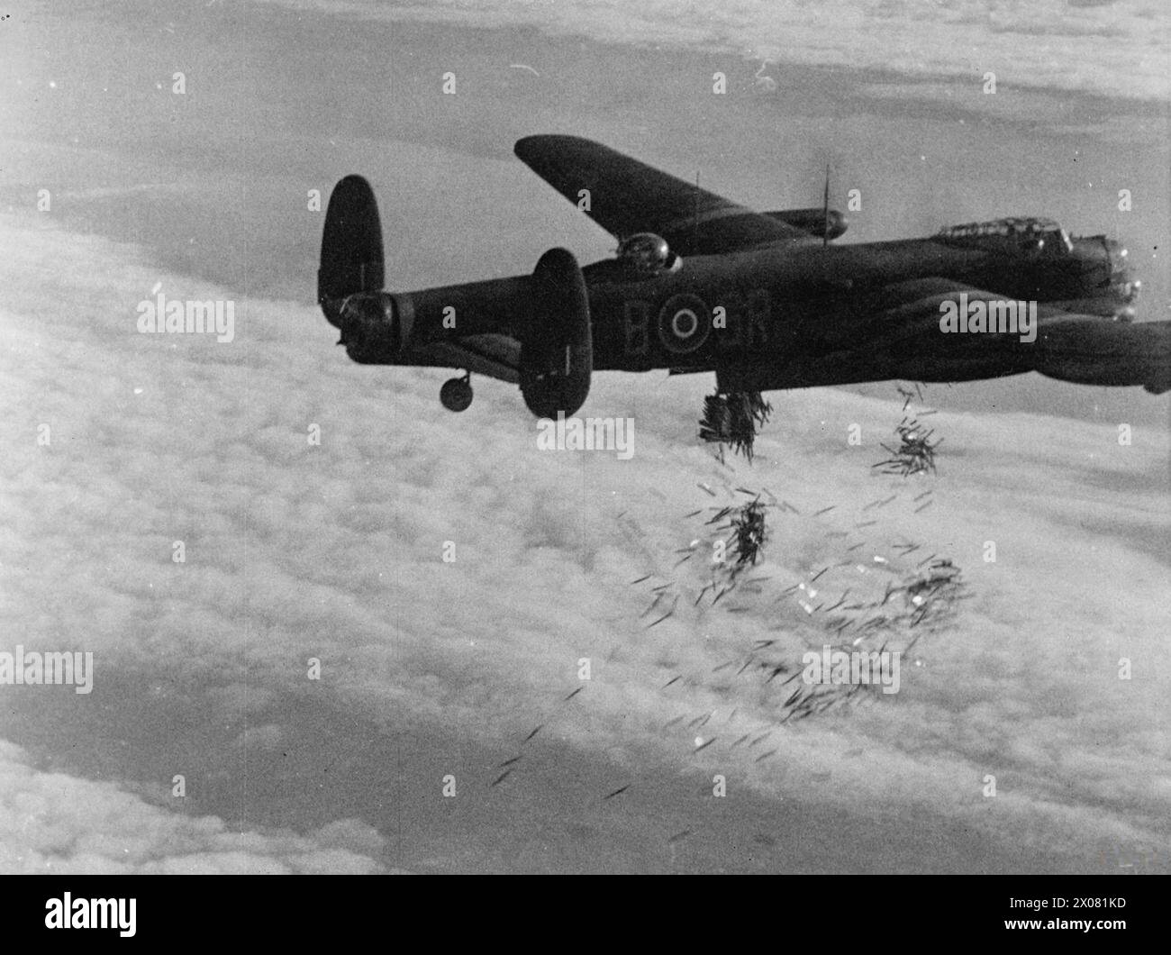 RAF Avro Lancaster B Mark I, NG128 'SR-B', of No. 101 Squadron ...