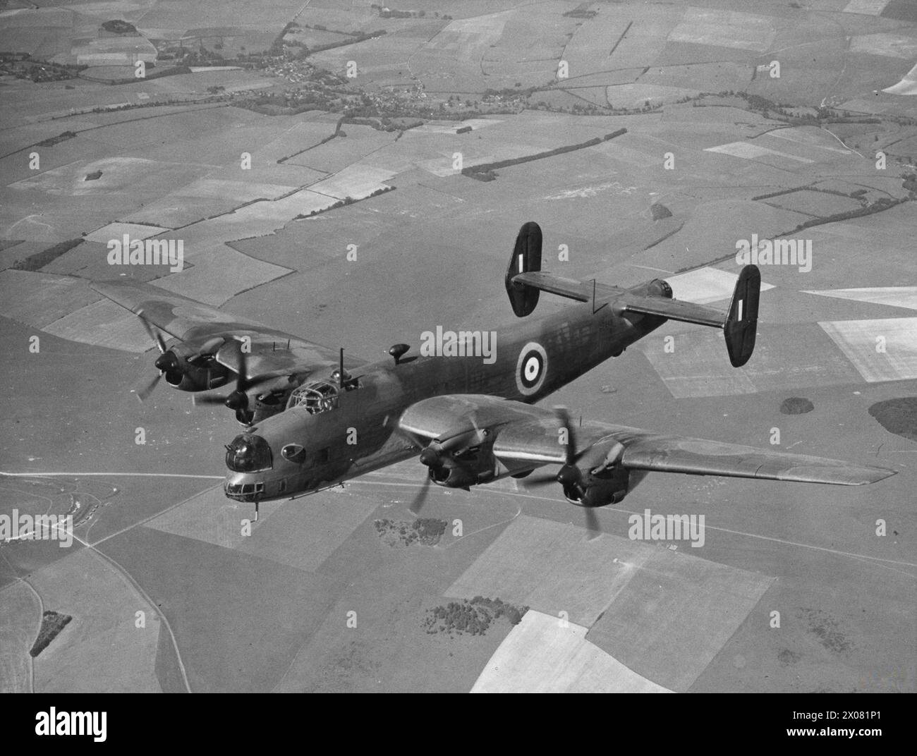 RAF BOMBER COMMAND - Handley Page Halifax Mk I L7245, the second ...