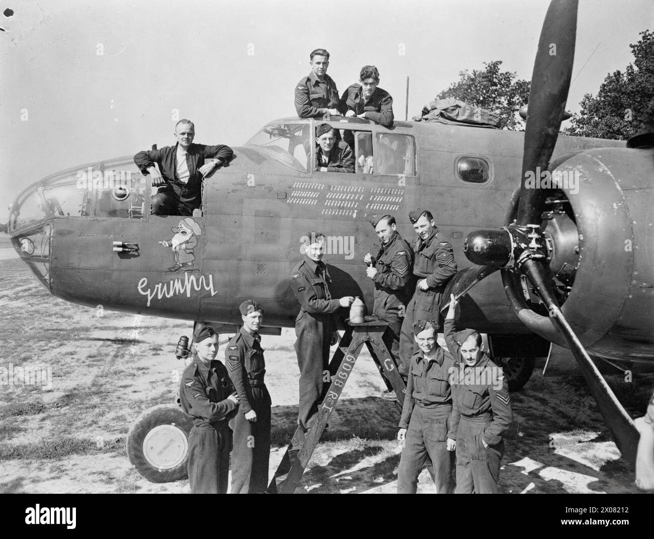 No air bomb symbol hi-res stock photography and images - Alamy