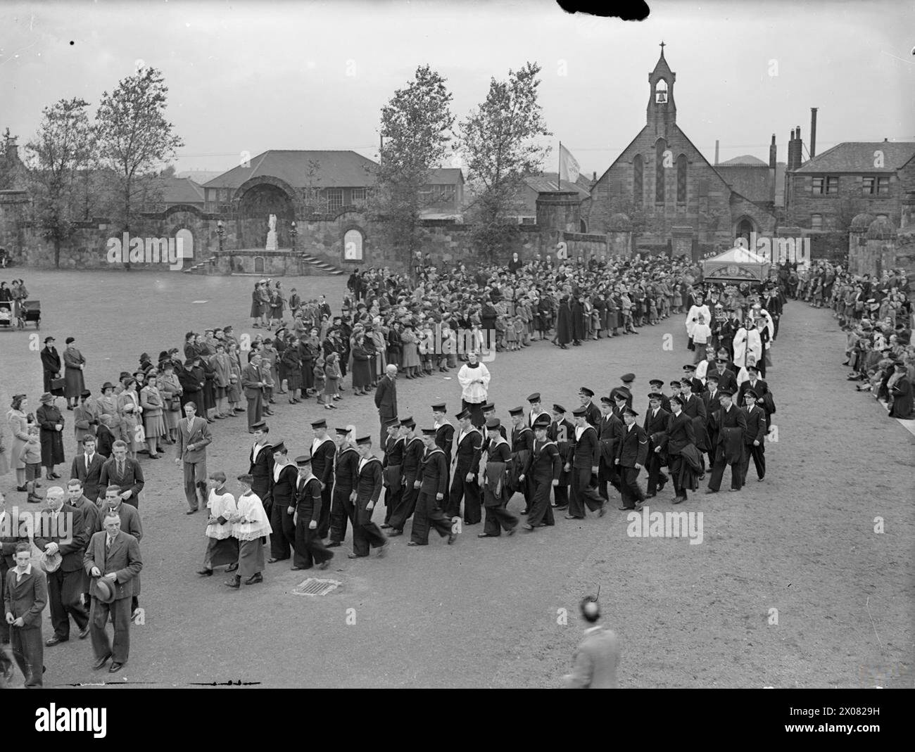 Blessed sacrament lourdes hi-res stock photography and images - Alamy