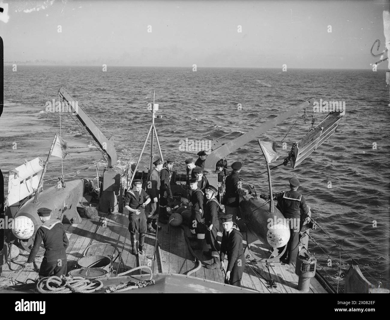 SCENES ON BOARD A MINESWEEPER. 1940, ON BOARD HMS HAZARD. - Another ...