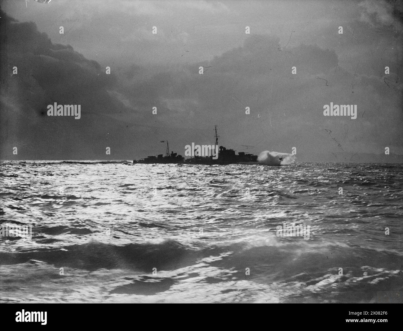 PREPARATIONS FOR NORWEGIAN OPERATIONS. OCTOBER 1941, ON BOARD THE ...