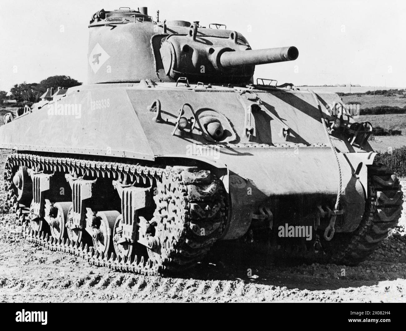 TANKS AND ARMOURED FIGHTING VEHICLES OF THE BRITISH ARMY 1939-45 - M4A3 ...
